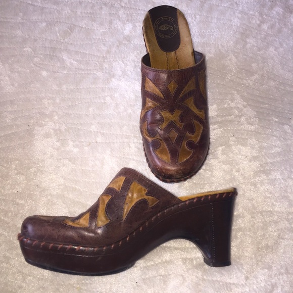 Nurture by Lamaze | Shoes | Vintage 7s80s Nurture 2tone Leather Clogs 6 ...